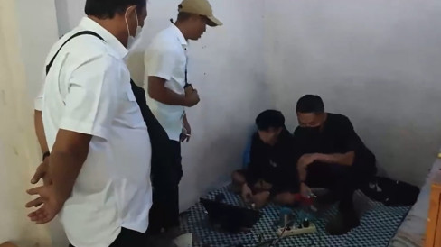 Markas Pinjol di Jakarta Barat Digerebek, Kelola 49 Aplikasi