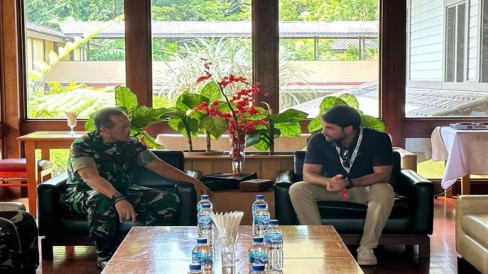 TNI Polri Maksimalkan Pencarian Pilot Capt Philip Mark Mehrtens, Ini ...