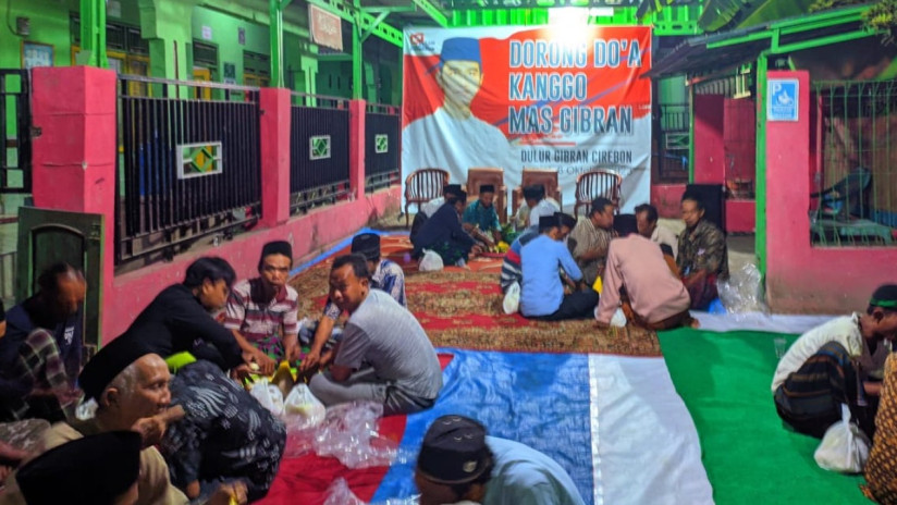 Sambut Putusan MK, Dulur Gibran Cirebon Gelar Doa Bersama