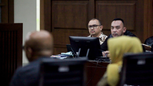 Kuasa Hukum Galumbang Menak: Tak Ada Mark Up, Proyek BTS 4G Tak Mangkrak