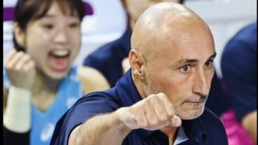 Pelatih Pink Spiders Ngamuk usai Kalah dari Red Sparks di KOVO Cup 2024 ...