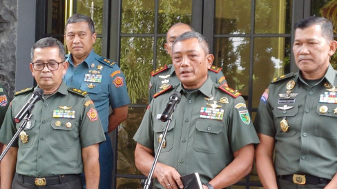 Ingat Pilot Susi Air Philip Mark yang Disandera KKB? TNI Sampaikan ...