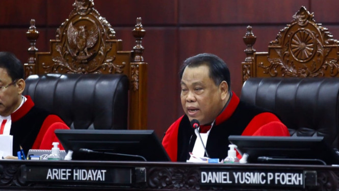 Profil Arief Hidayat, Hakim Konstitusi yang Pamit dari MK Hari Ini ...
