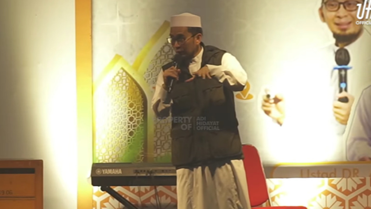 Nekat Jual Harta Benda Demi Pergi Haji atau Umroh, Bolehkah? Ustaz Adi ...