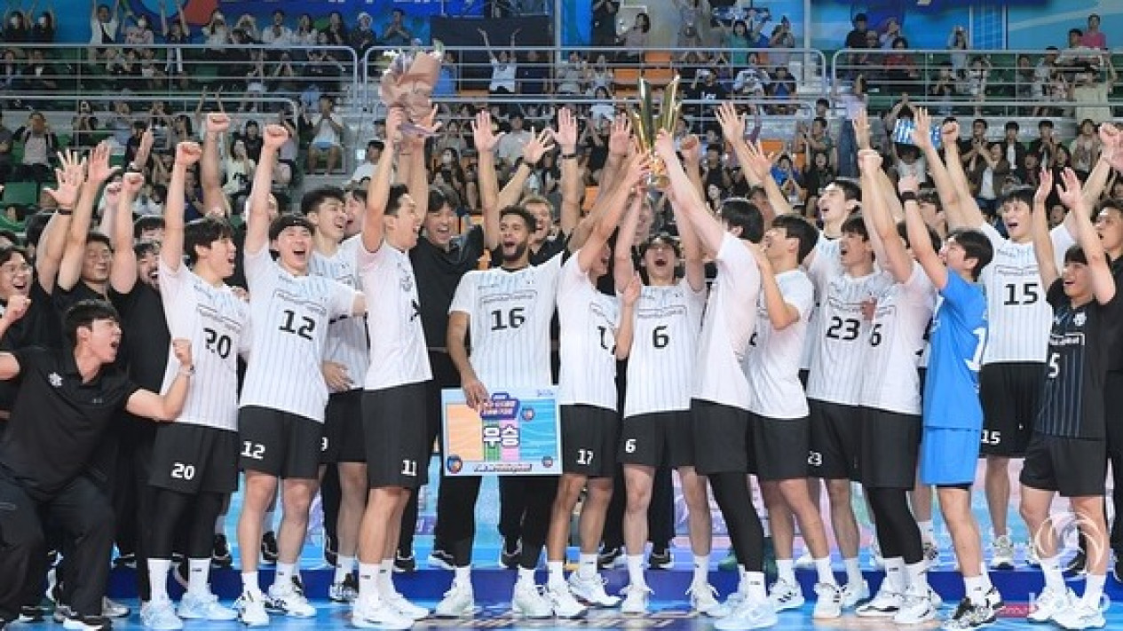 Dramatis Kalahkan KAL Jumbos, Tim Voli Putra Hyundai Skywalkers Juara ...