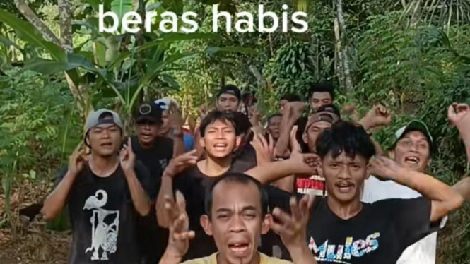 Profil dan Kisah Gunawan Sadbor, TikToker Joget Viral 'Beras Habis Live ...