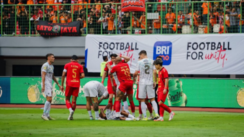 5 Laga Terpanas yang Terjadi antara Persija Jakarta vs Persib Bandung ...