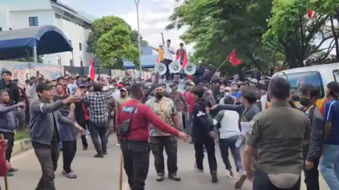Ricuh Pagar Keliling di Long Beach PIK, PT Mandara Permai Bantah Tutup ...