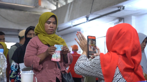 Jelang Ramadan 1446 Hiriyah Pos Indonesia Salurkan Bansos ke 48.900 KPM ...