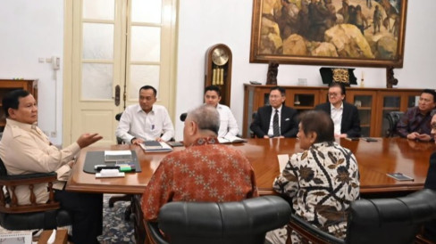 Presiden Prabowo Bertemu 8 Crazy Rich asal Indonesia di Istana ...