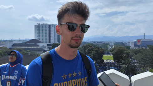 Mateo Kocijan Blak-blakan Kagumi Animo Bobotoh di Pawai Juara Persib ...