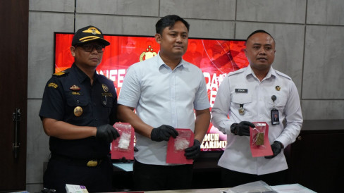 Bea Cukai dan Polres Karimun Ungkap Penindakan Sabu dan Ganja dari Malaysia
