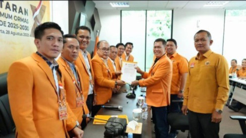 Adies Kadir Dapat Dukungan Jadi Ketum DPP Ormas MKGR