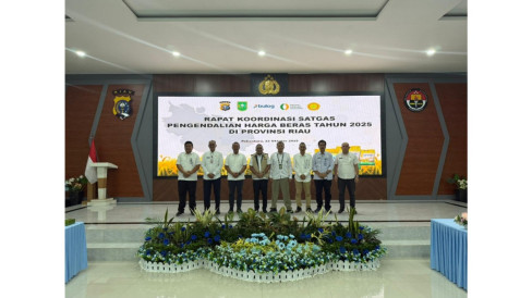 Pimpin Rapat Satgas Pengendalian Harga Beras, Polda Riau Pastikan Stok ...