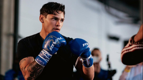 Musuh Bebuyutan Conor McGregor Sentil Ryan Garcia Usai Ikut Tren Meme ...