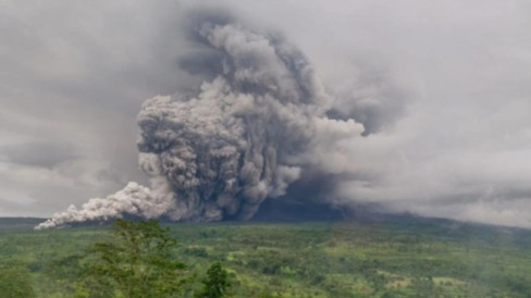 Update Terkini Status Gunung Semeru, PVMBG: Naik Jadi Awas Level IV