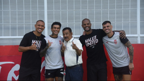 Reuni Dadakan Bos Persib Dengan Ciro Alves Dkk, Umuh Muchtar: Saya ...