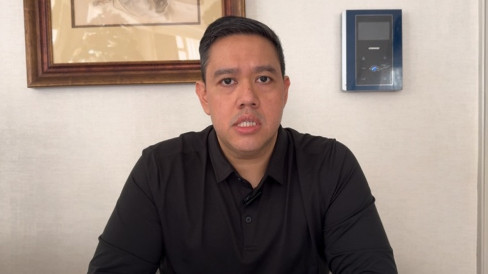 Lecehkan Bendera Merah Putih, DPR Desak Bonnie Blue Diproses Hukum ...