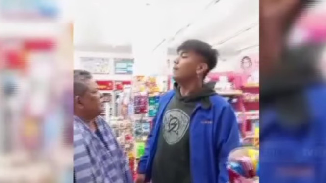 Viral Pemuda Mabuk Sok Jagoan Pukuli Kakek Petugas Linmas di Depan ...