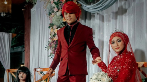 Siapa Tika Mega Lestari? Istri Marcel Radhival yang Baru Saja Meninggal ...