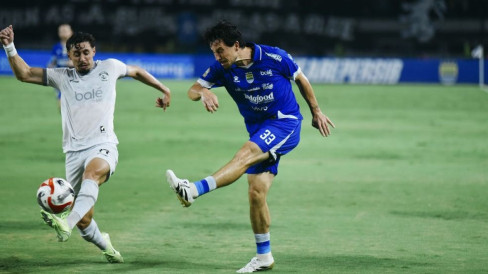 Hasil Super League: Persib Bandung Gagal Menang Atas Arema FC di GBLA ...