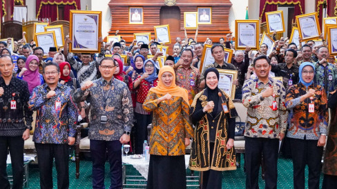 Gubernur Khofifah Luncurkan 143 Ribu Kuota Beasiswa untuk Pelajar dan ...